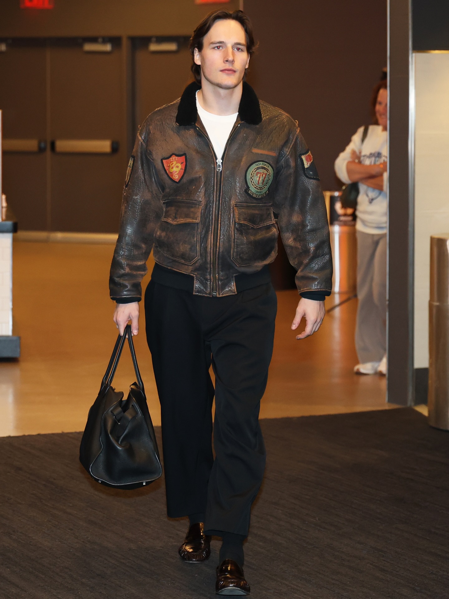 NBA 真正的 F-MVP竟然是Tyler Kolek ?! 這位 New York Knicks 替補控衛的穿搭就連男神 Timothée ...